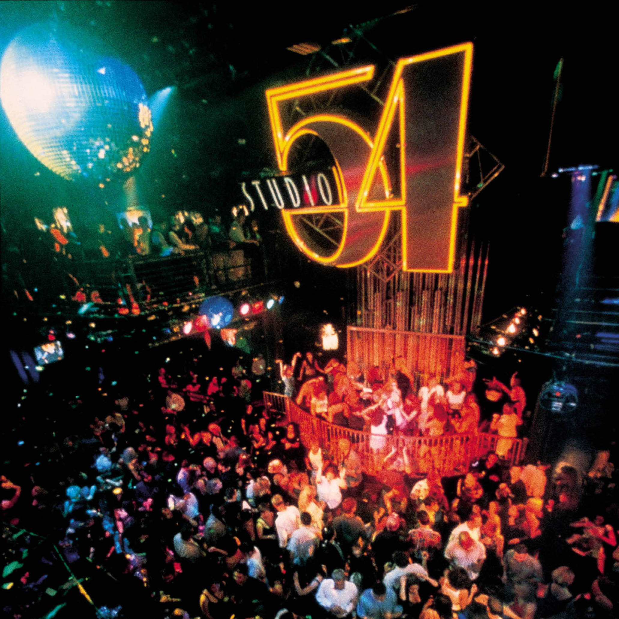 Studio 54 Club Ommorphia Beauty Bar