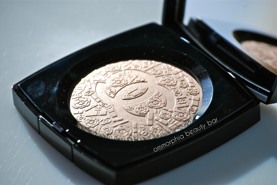 CHANEL – Poudre Signée de CHANEL Illuminating Powder for Spring 2013 ...
