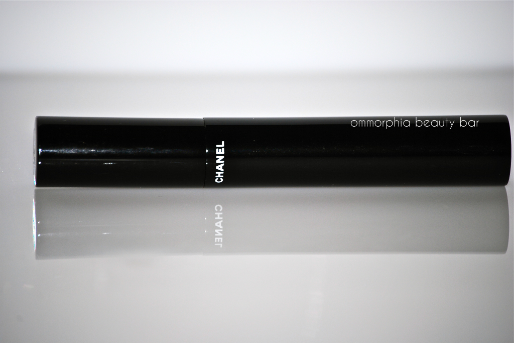 CHANEL Le Volume de CHANEL Mascara #30 Prune | ommorphia beauty bar