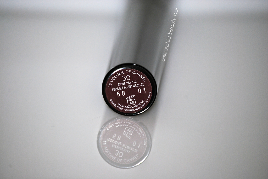 CHANEL Le Volume de CHANEL Mascara #30 Prune | ommorphia beauty bar