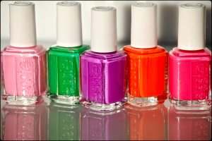 Essie Boom Boom Room swatch | ommorphia beauty bar
